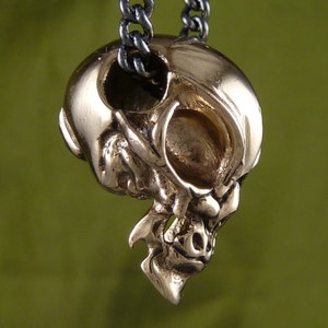 Alien Necklace - Bronze Alien Skull Necklace - Alien Jewelry - Etsy