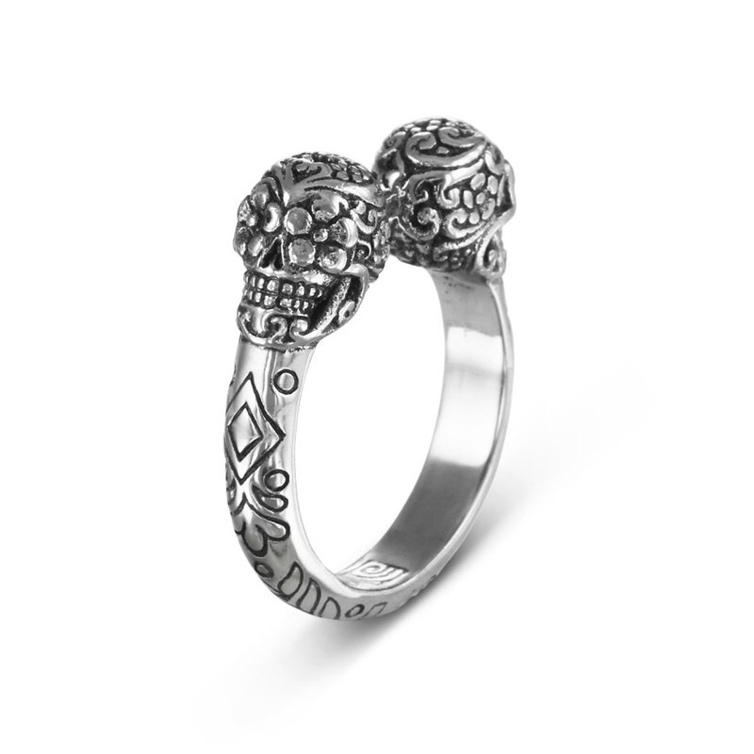 Silver Skull Ring - Antique Silver Day of the Dead Skull Ring - Etsy