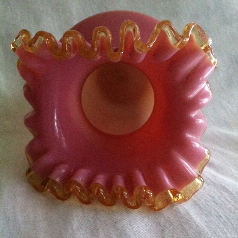 Fenton Pink Ruffled Vase Vintage Pink Ombre Satin Glass Vase With ...