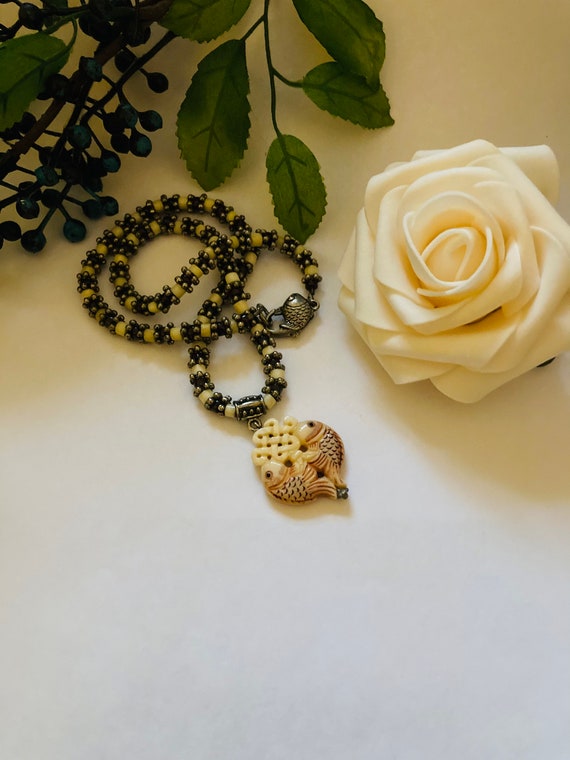 Chinese Double Fish Necklace Vintage Handmade with Be… - Gem