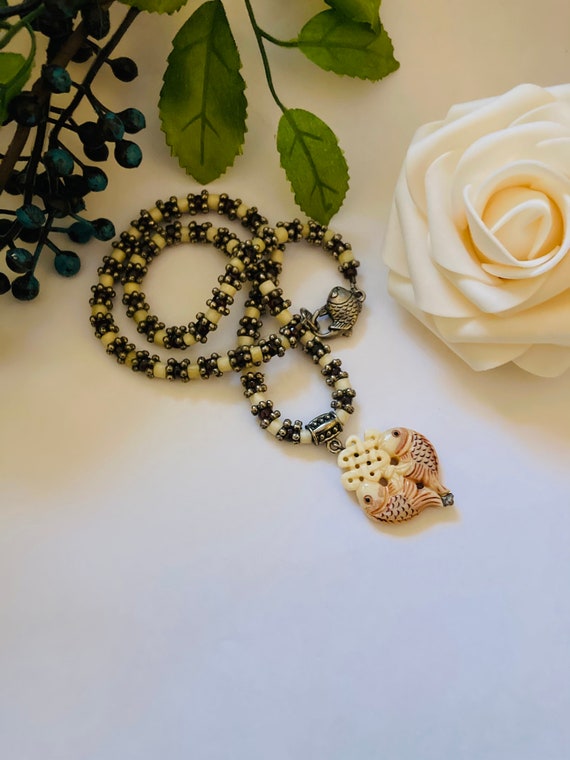 Chinese Double Fish Necklace Vintage Handmade with Be… - Gem