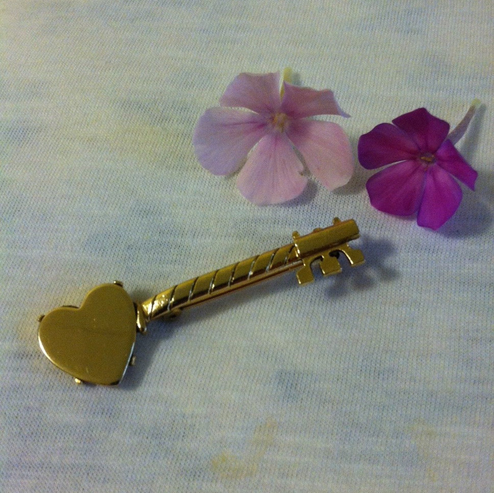 Heart Key Pin Gold Key Brooch With Heart Vintage Gold Heart - Etsy