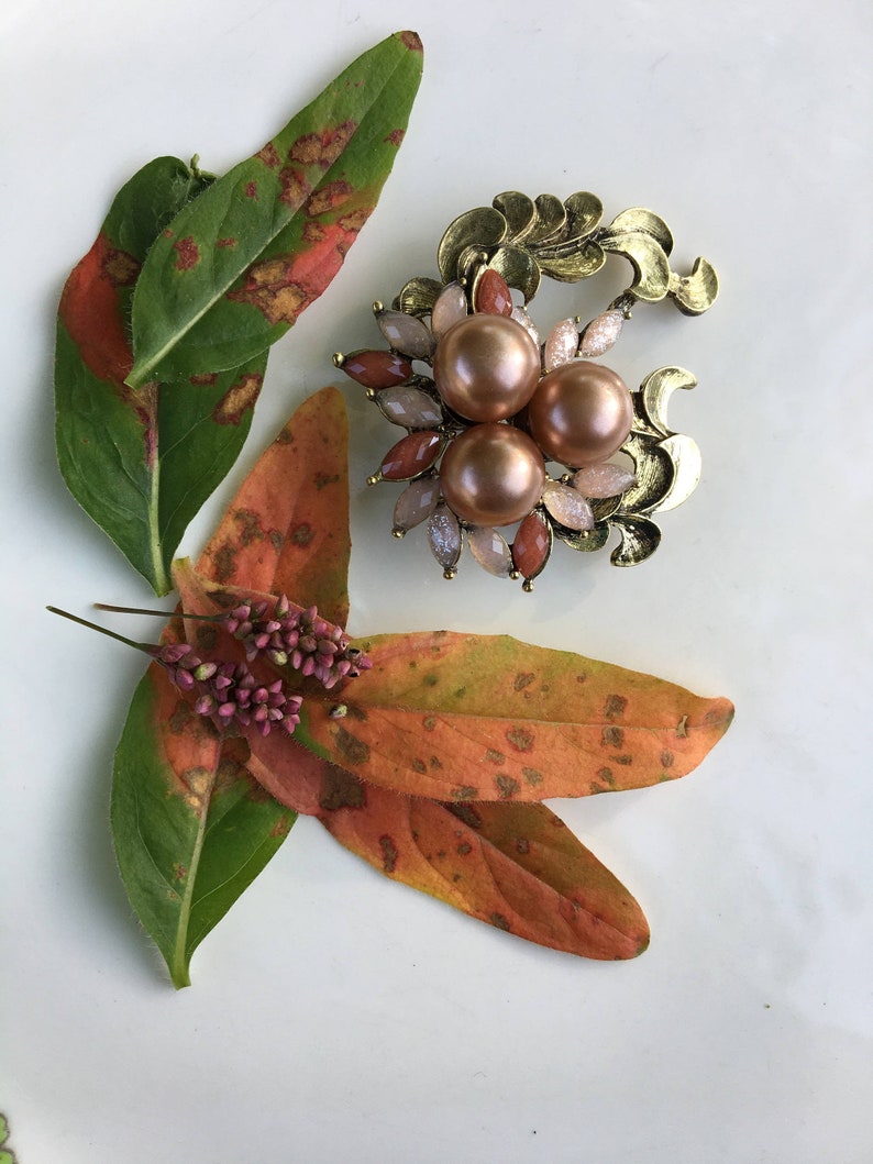Leaf Vine Brooch Vintage Peach and Gold Sparkly Rhinestone and Faux ...
