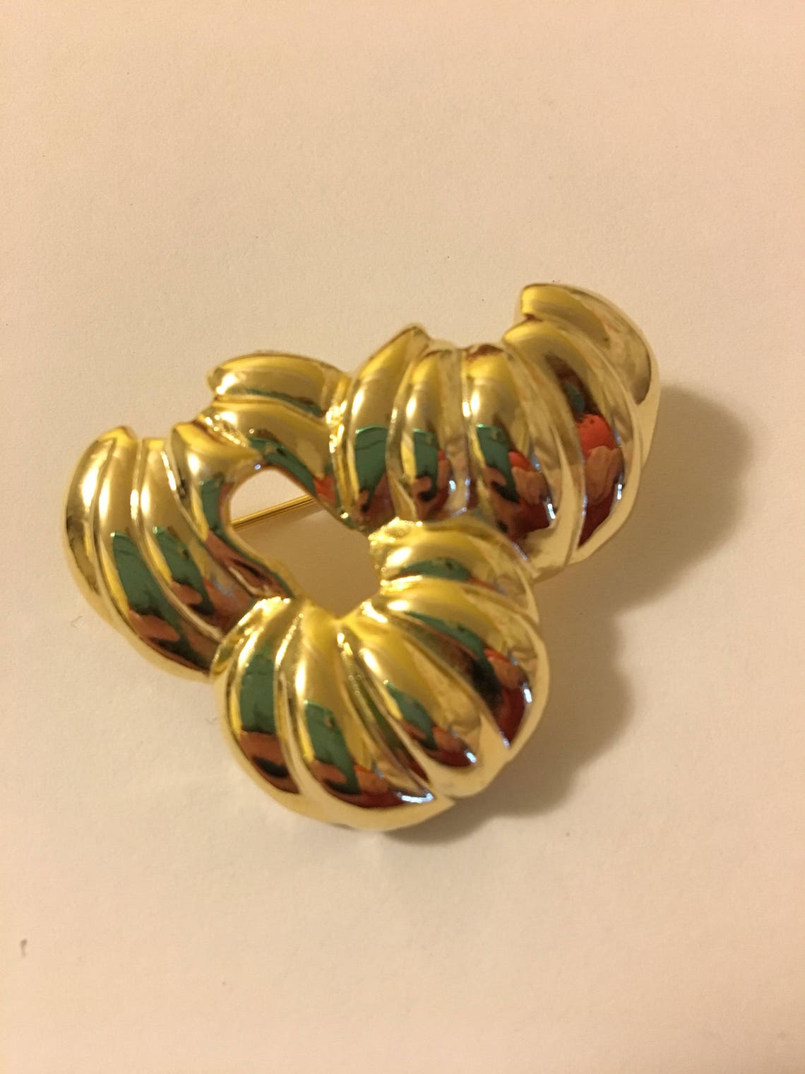 Pumpkin Brooch Vintage Gold Tone 3 Pumpkins Pin With Cutout Stem Design ...