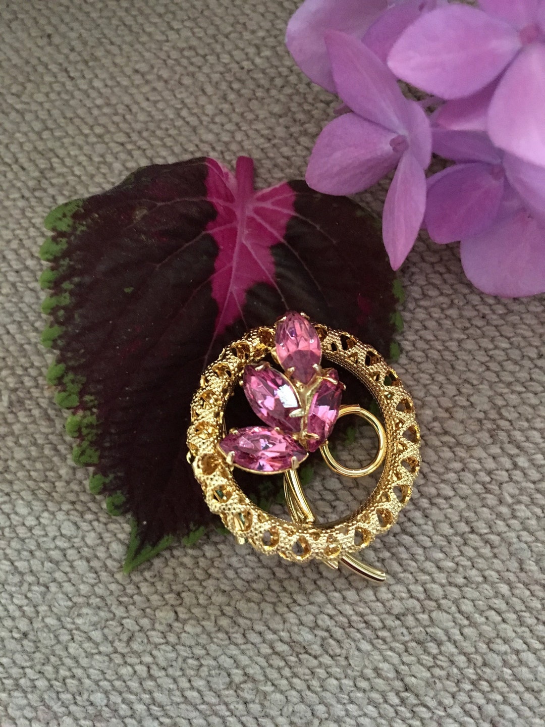 Pink and Gold Flower Brooch Vintage Floral Pin With Pink Petal or Leaf ...