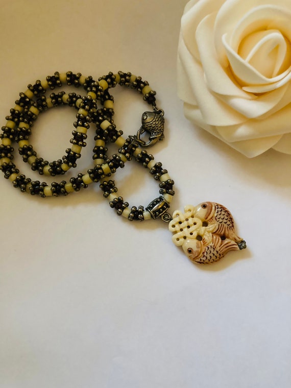 Chinese Double Fish Necklace Vintage Handmade with Be… - Gem