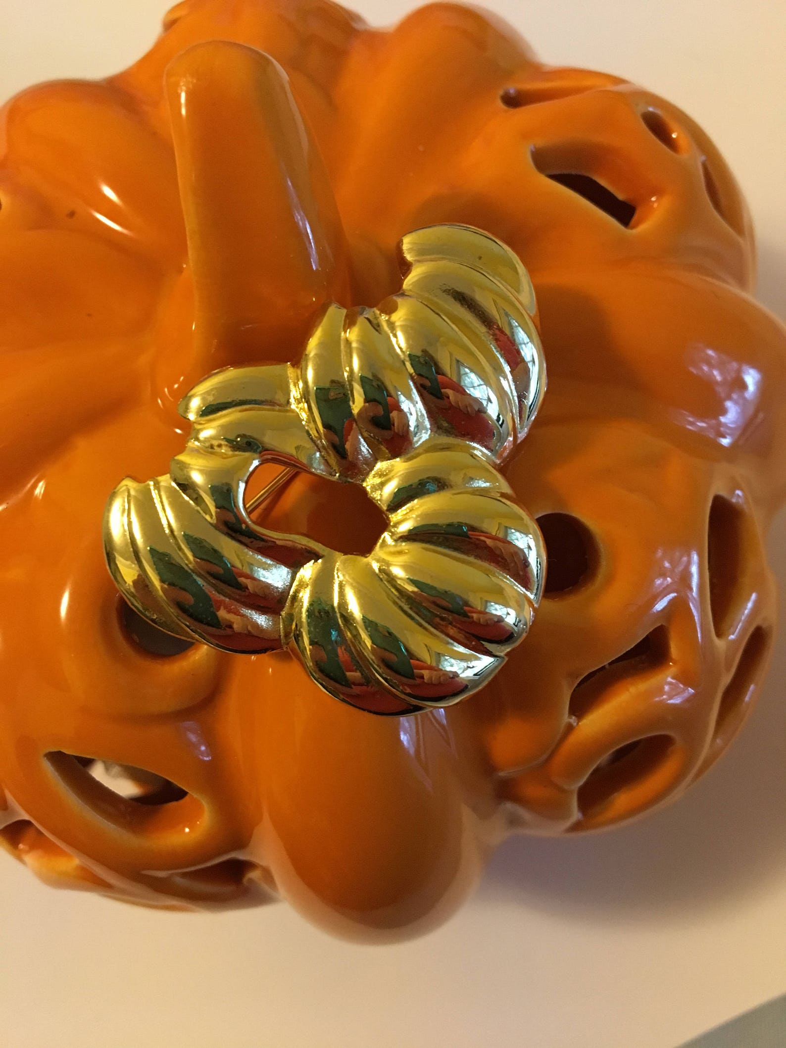 Pumpkin Brooch Vintage Gold Tone 3 Pumpkins Pin With Cutout Stem Design ...