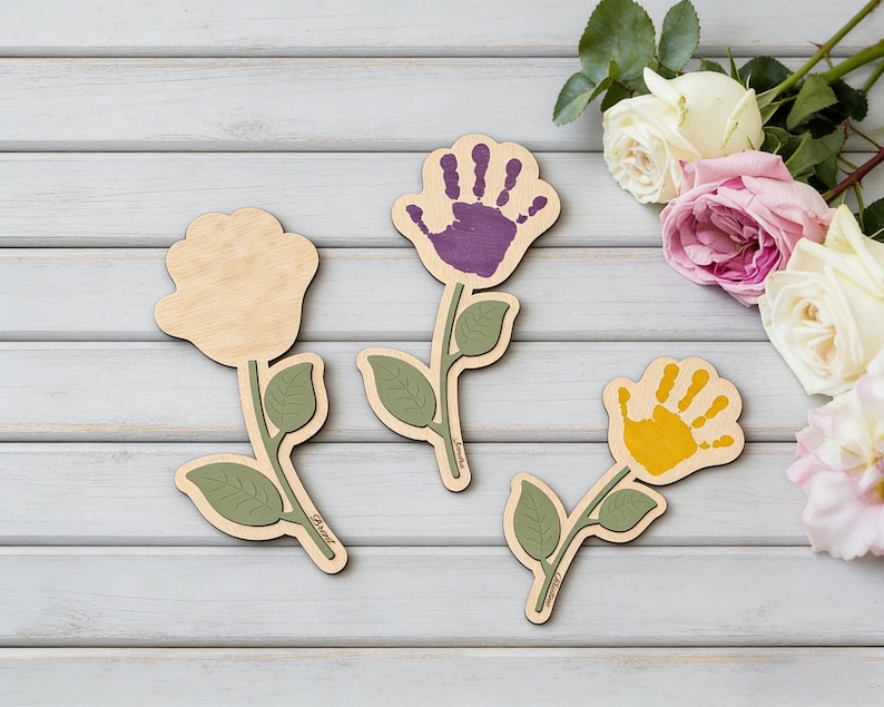 Personalized Handprint Flower Sign – DIY Mother’s Day Keepsake Gift for ...