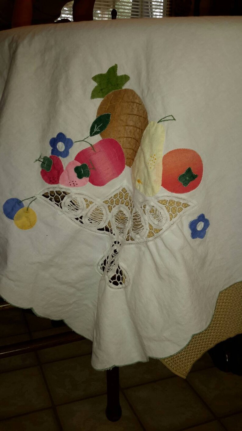 Tablecloth Vintage Applique Cornucopia With Lace Cutouts Perma - Etsy