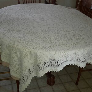Lace Tablecloth Mid Century Ivory Machine Lace Six Place Table Fine ...