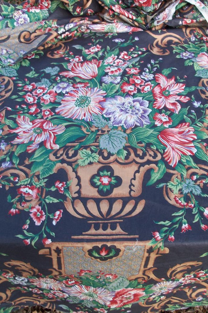 Fabric Givenchy Ornate Floral Guilded Stylized Planters Decorator ...