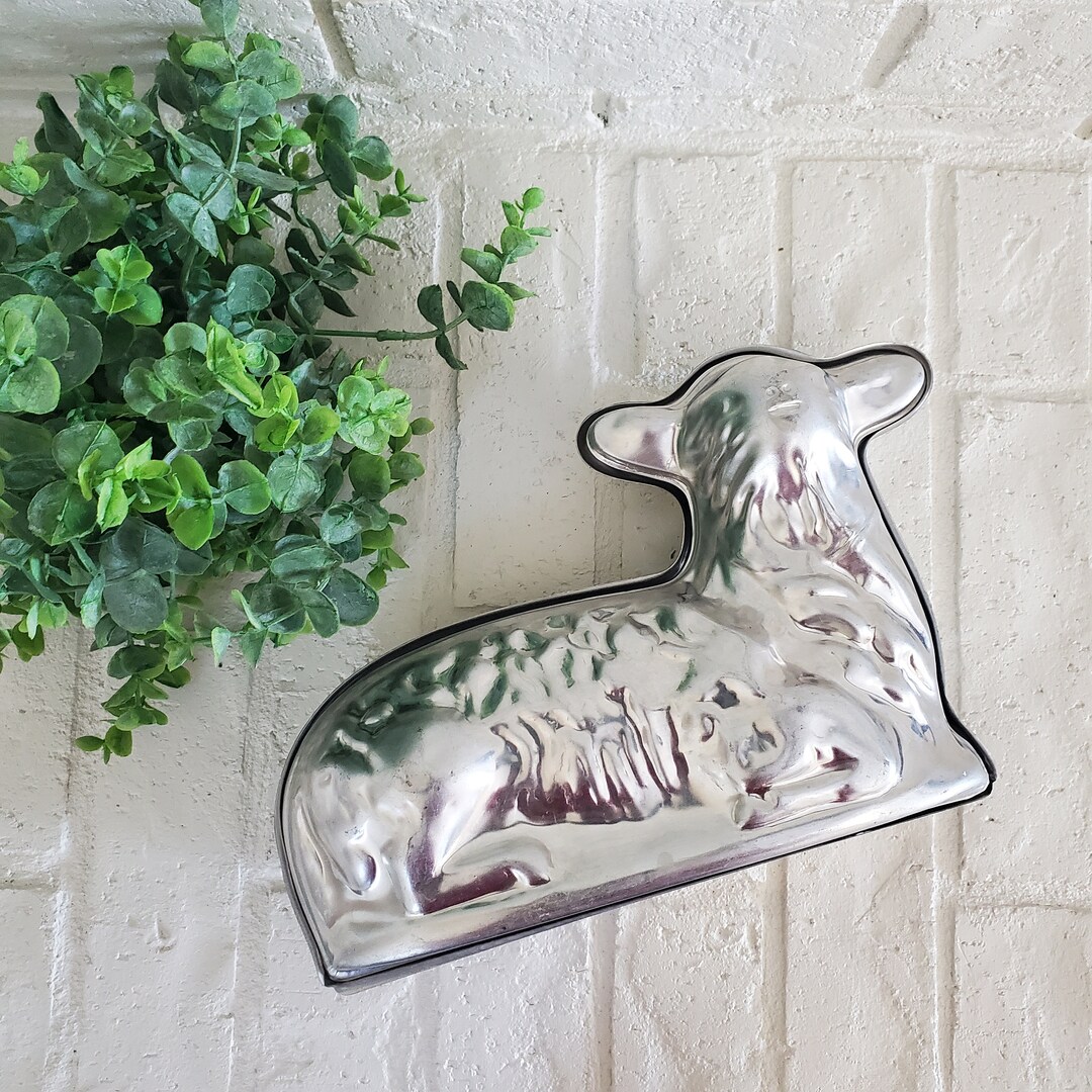 Vintage Cast Aluminum Lamb Cake Mold Easter Lamb Cake Mold Vintage Two ...