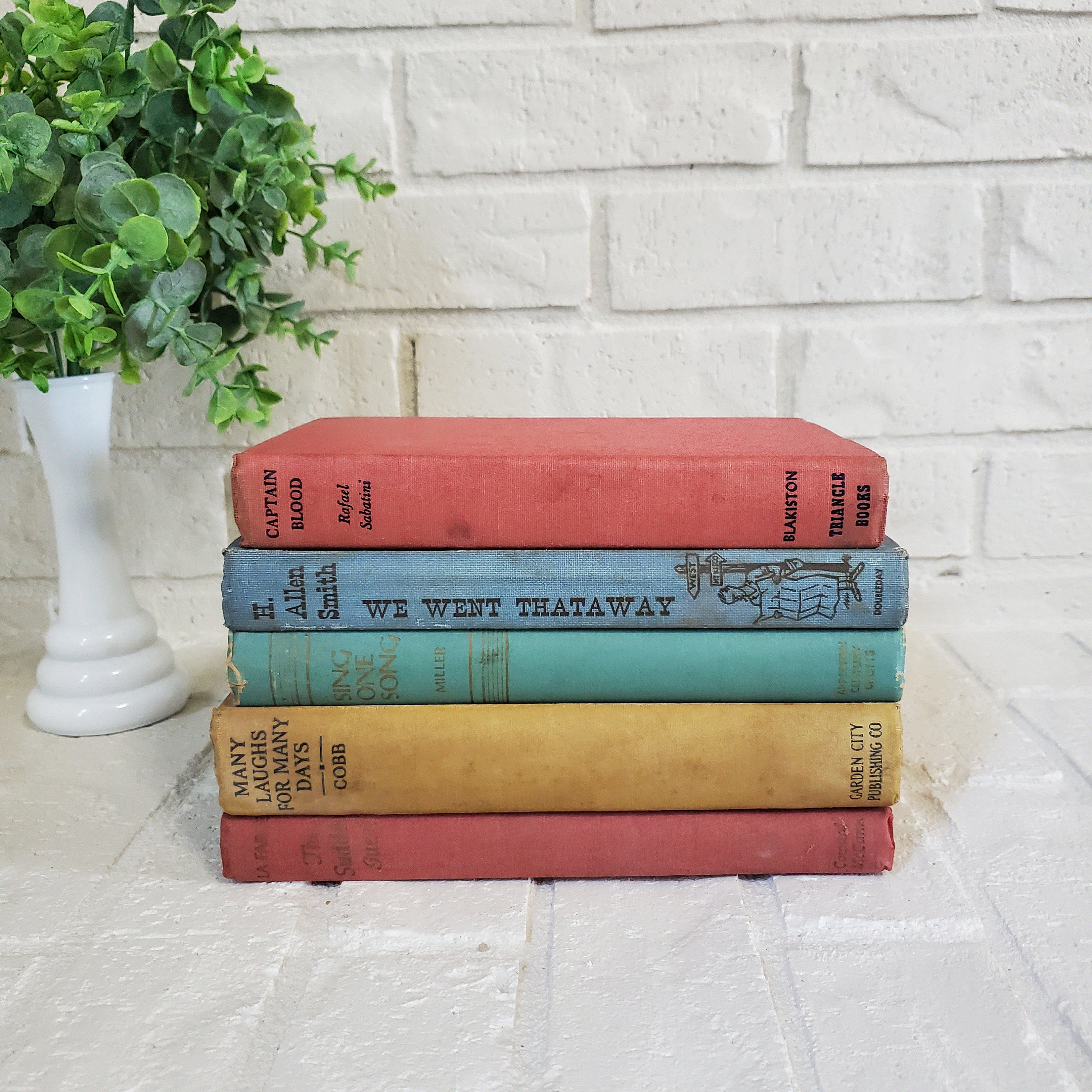 Vintage Book Stack Hardback Book Bundle Antique Book Stack Shelf ...