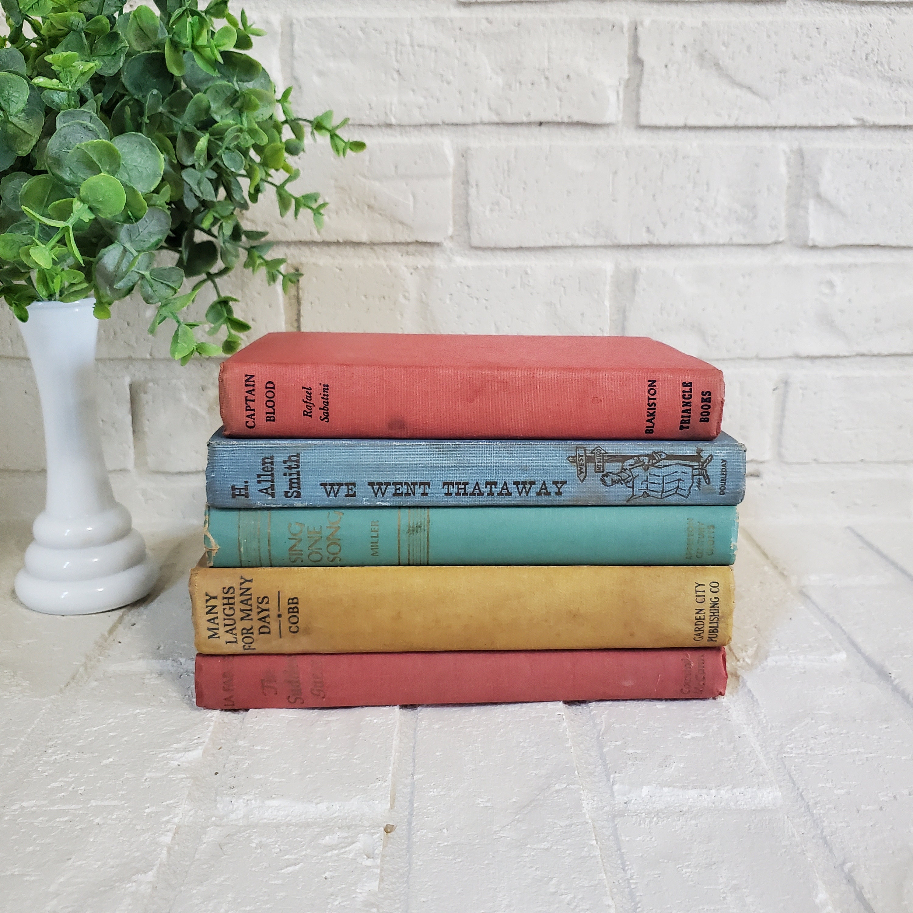 Vintage Book Stack Hardback Book Bundle Antique Book Stack Shelf ...