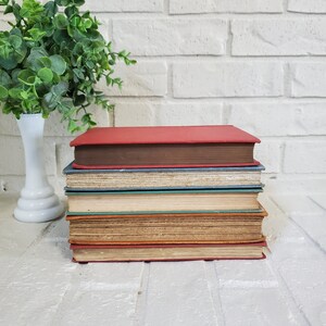 Vintage Book Stack Hardback Book Bundle Antique Book Stack Shelf ...