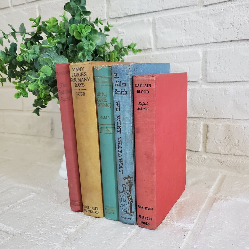 Vintage Book Stack Hardback Book Bundle Antique Book Stack Shelf ...