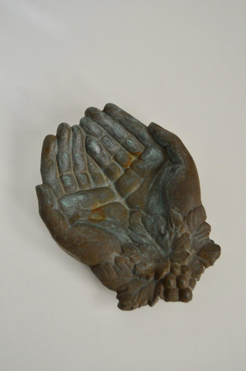 Vintage Cast Iron Queen Victoria's Hands Dish - Etsy