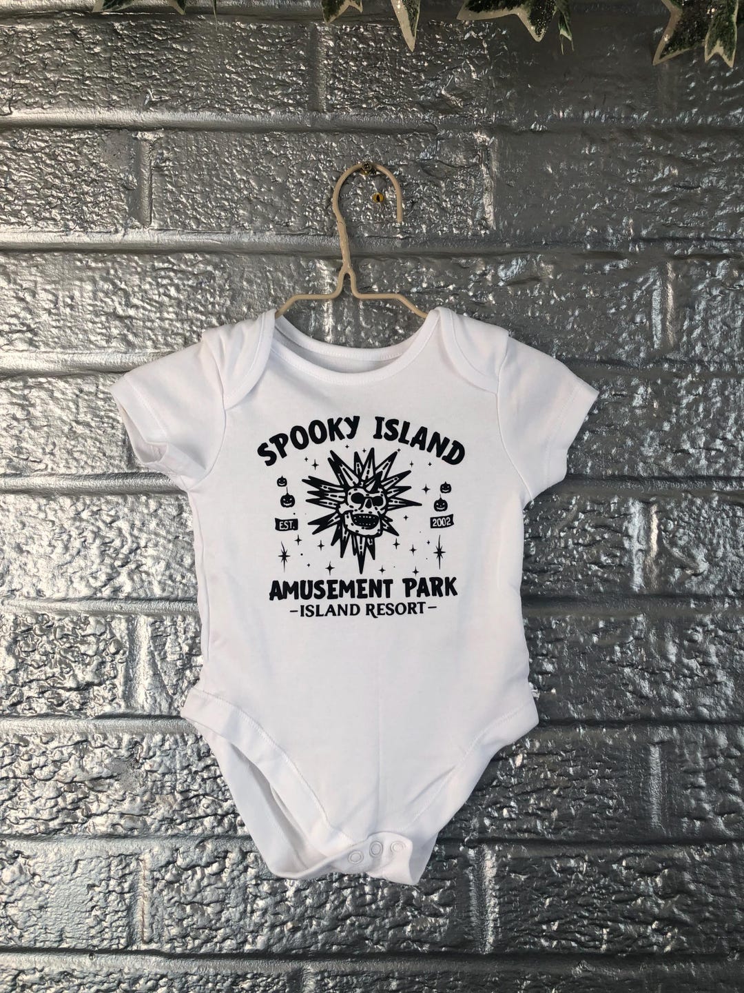 Skull Style Baby Onesie, Alternative Baby Clothes, Spooky Baby, Goth ...