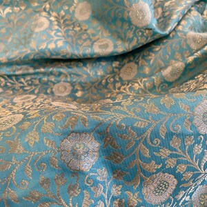 One Yard Turquoise Blue Indian Sari Brocade in a Flower Pattern/diy ...