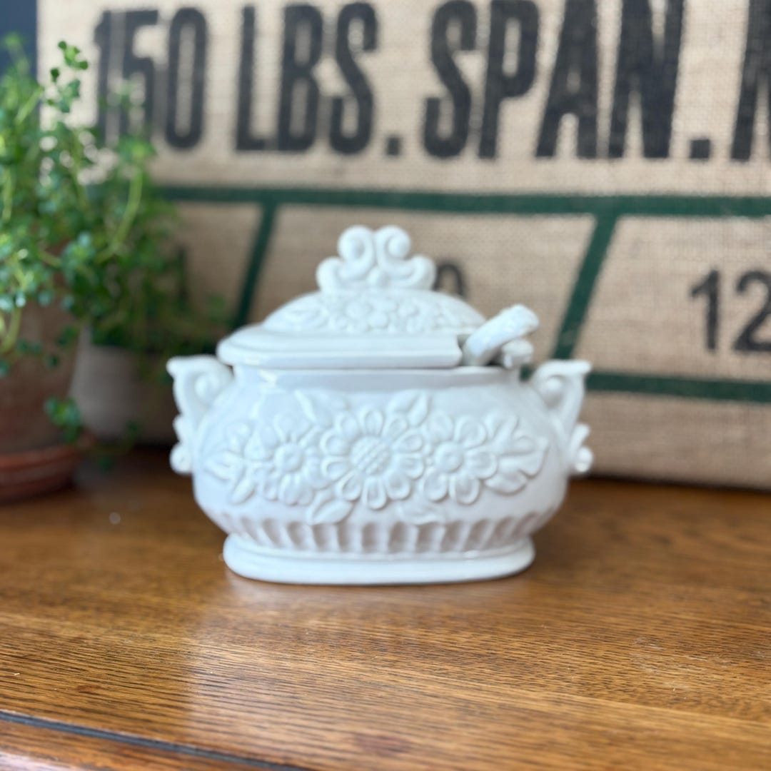 Vintage Japanese White Daisy Porcelain Mini Tureen Gravy Boat With Lid ...
