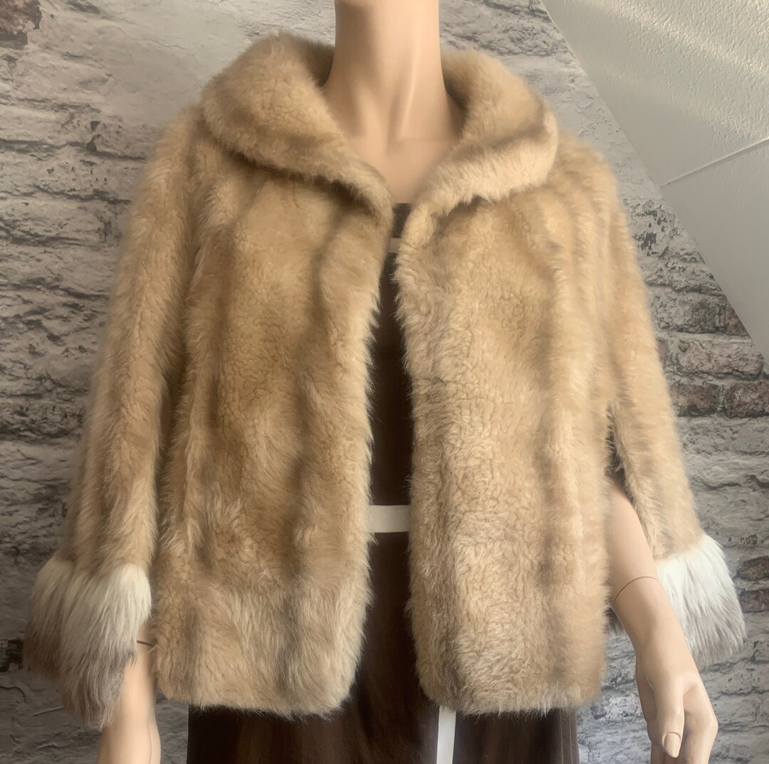 Faux Fur Cape | Stola | Regina Glenara by Glenoit | Sixties | Made in ...