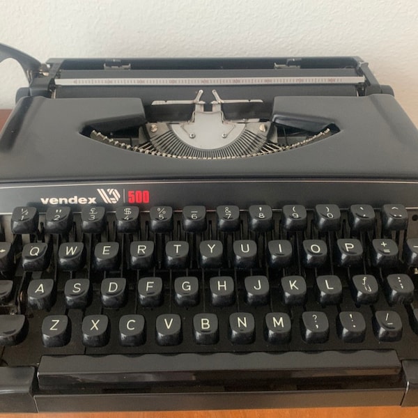 Vintage Typewriter - Etsy