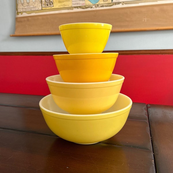 Vintage Pyrex Bowls - Etsy