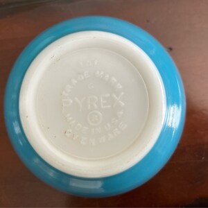 Vintage Pyrex Blue 401 Bowl Mid Century Beach House Farmhouse Country ...