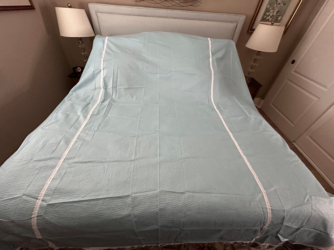 New Old Stock John Matouk Queen Coverlet in Baby Blue 100% Cotton ...