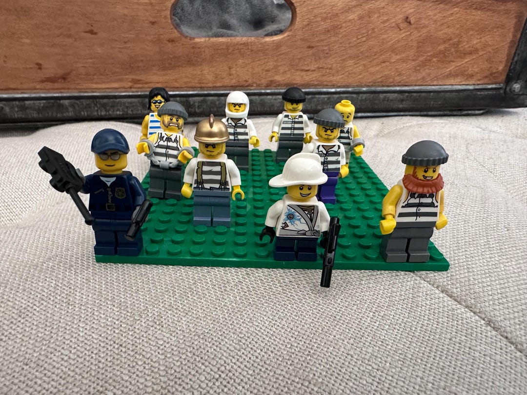 10 Mini LEGO Figurines Assorted Styles - Customizable, Collectible ...