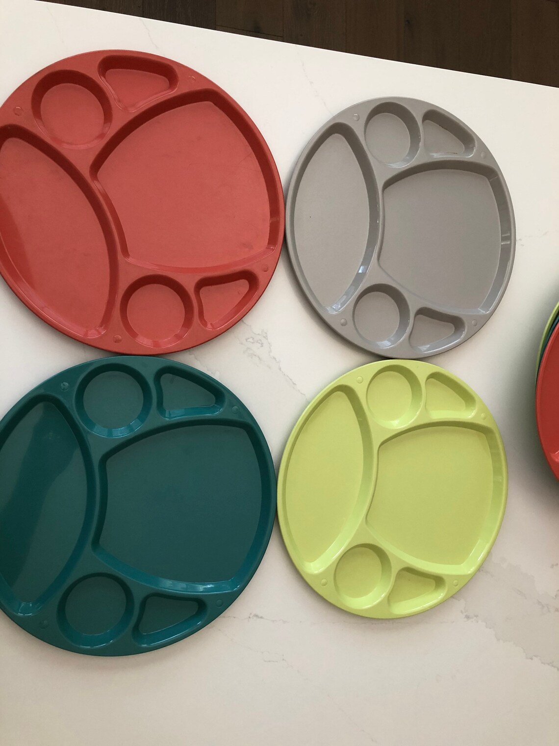 Vintage and Original Set of 8 Plas-tex Corp Made in the USA | Etsy