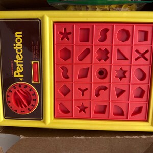 Vintage and Original Game of Perfection by Lakeside Industries - Etsy