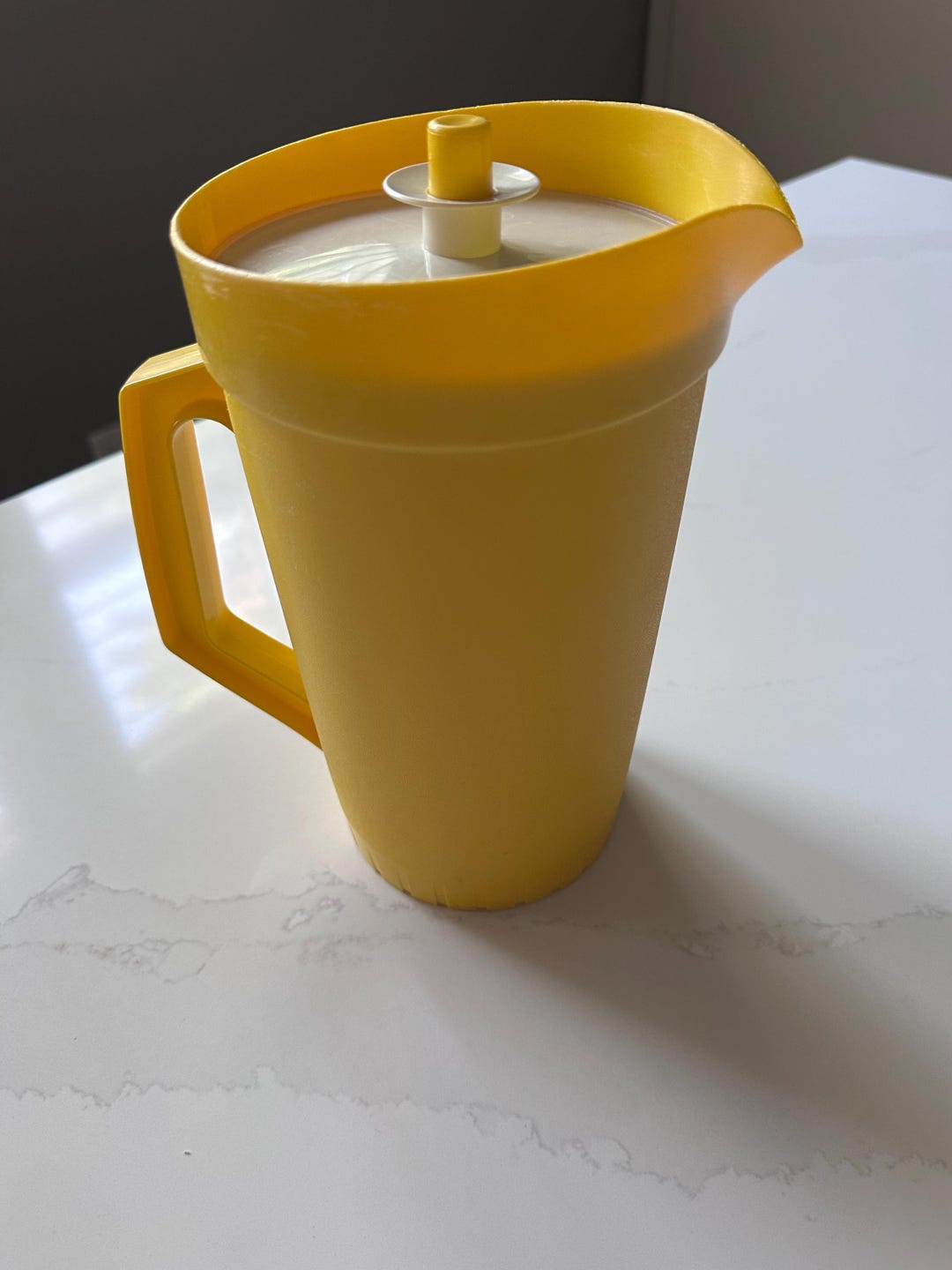 Tupperware Pitcher - Vintage and Collectible Tupperware Yellow Juice ...
