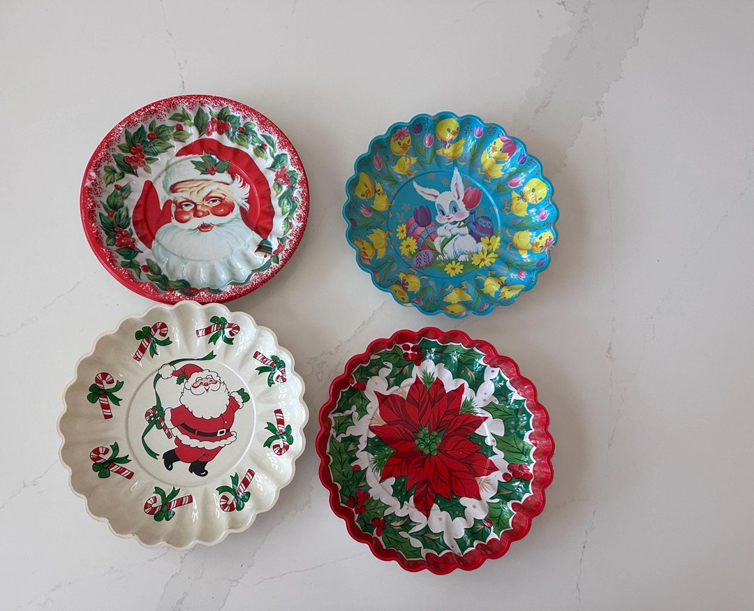 Christmas Plastic Trays - Vintage Set of 4 Plastic Serving Trays for ...