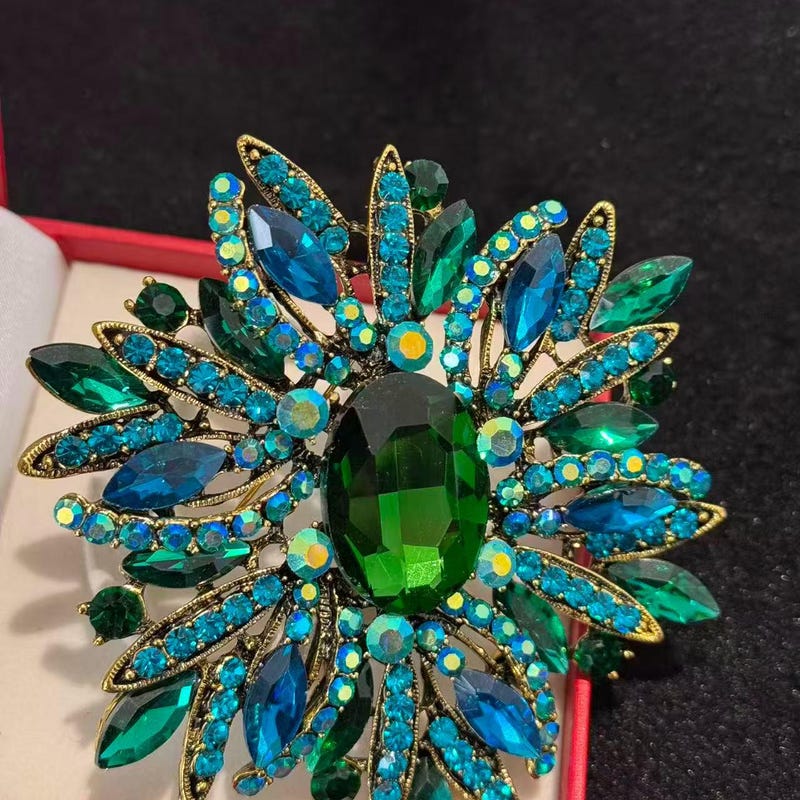 Sparkly Floral Brooch - Etsy UK