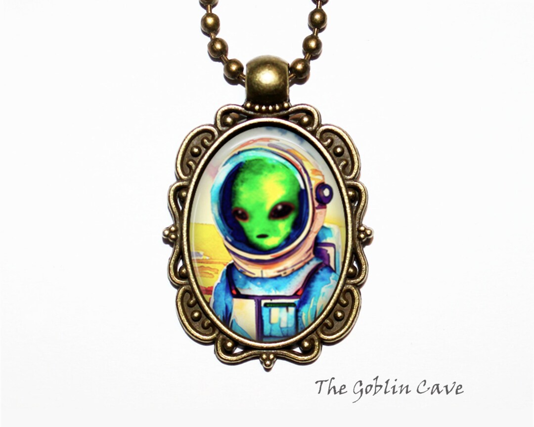 Alien Necklace Extraterrestrial Jewelry Bronze Pendant - Etsy