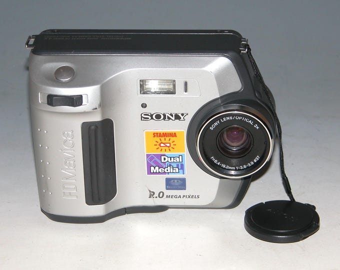 Vintage 90's Sony Mavica MVC-FD99 Floppy-disk Digital Camera - Etsy
