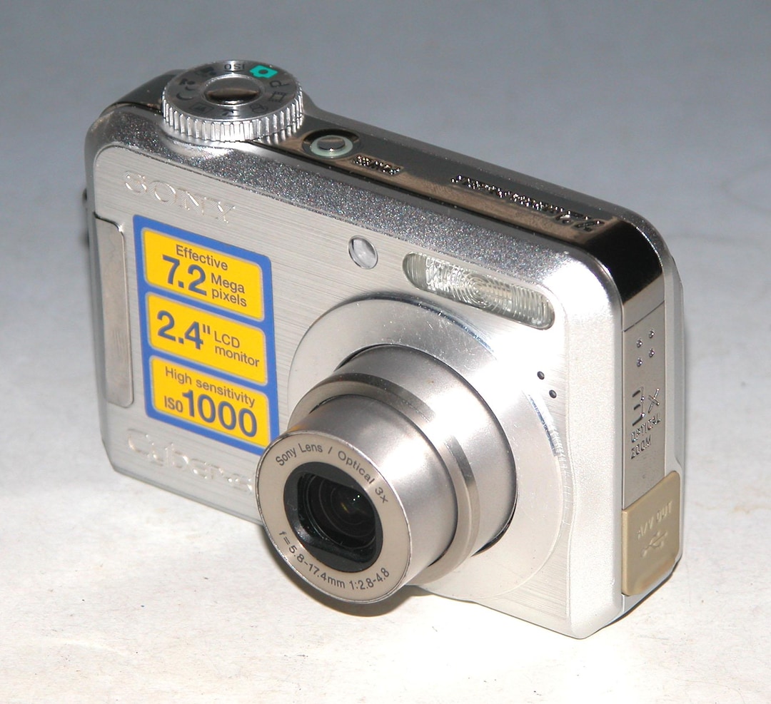 Reconditioned Sony Cyber-shot DSC-S700 7.2MP Digital Camera Silver ...