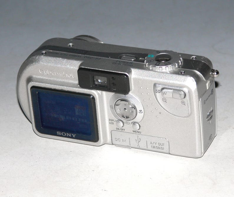 Sony Cyber-shot DSC-P7 3.2 MP Digital Camera Silver 8210 - Etsy
