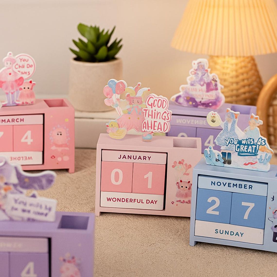 Handmade Wooden Desktop Calendar Pen Holder | Cute Healing Series ...