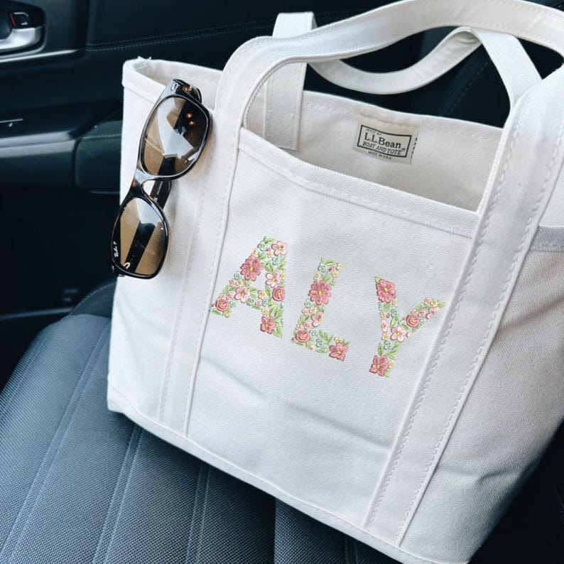 Custom Floral Alphabet Personalized Names Embroidered, MAMA Floral ...