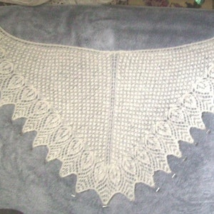 Snowdrop Lace Shawlette Pattern - Etsy