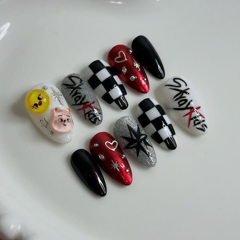 Stray Kids Press on Nails, SKZ Nails, Kpop Fan Nails, Stray Kids Merch ...