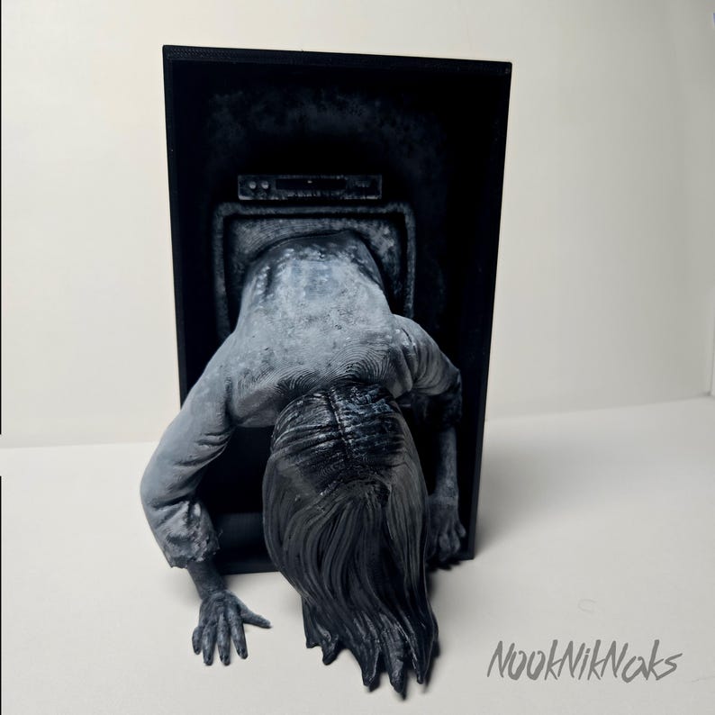 The Ring Sadako Book Nook Hand Painted Black & Grey - Etsy