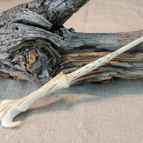 Daisy Vine Wizard Wand Handcrafted Wood Magic and Fantasy - Etsy