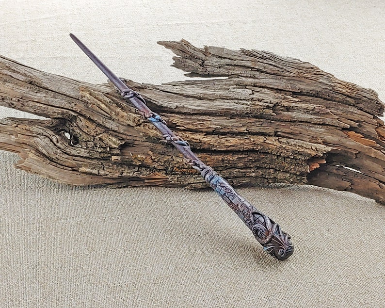 Tidebreaker Wand - Handcrafted Wooden Wizard Wand, Cthulhu & Kraken - Etsy
