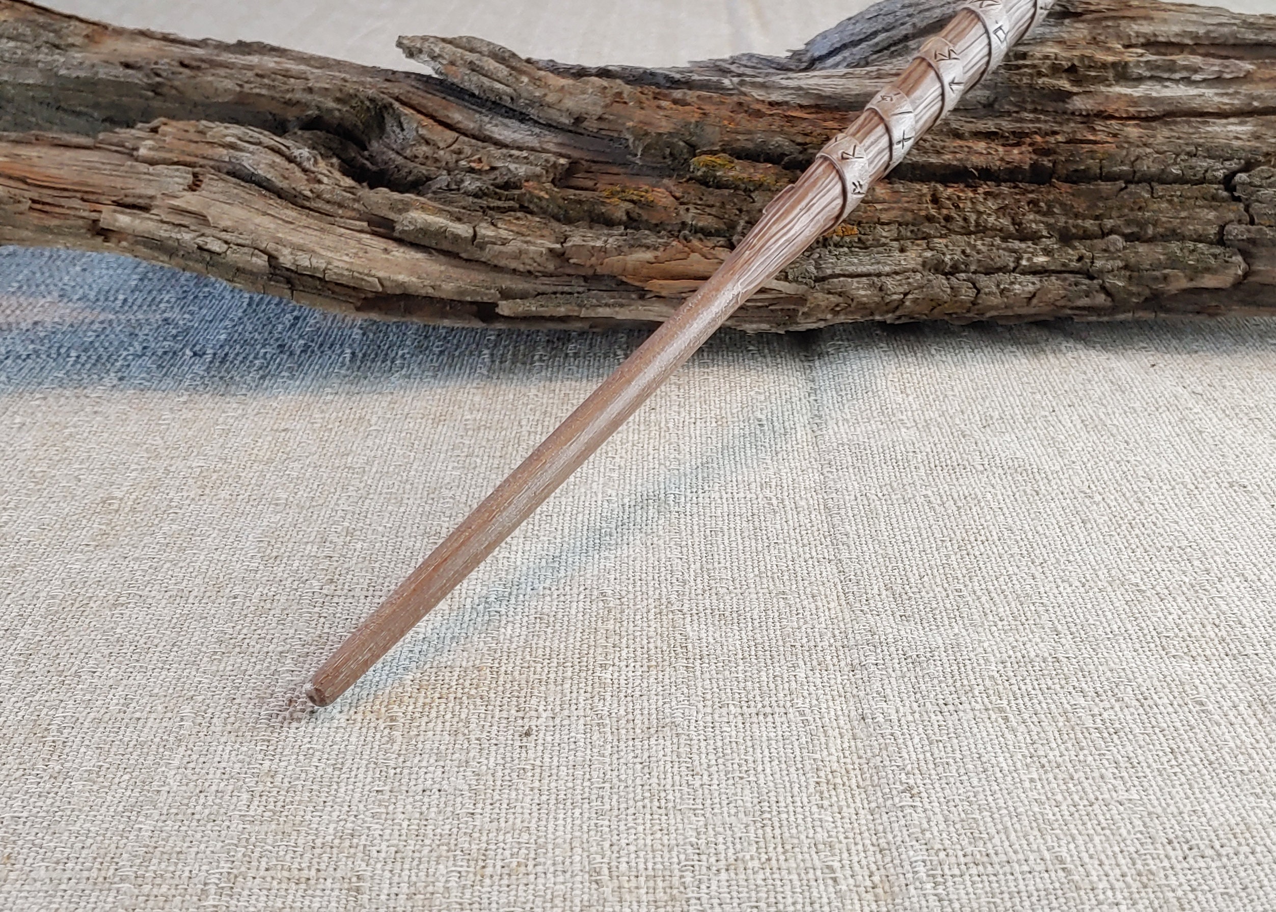 Runic Wizard Wand Light / Fantasy Wand / Wood Magic Wand / - Etsy