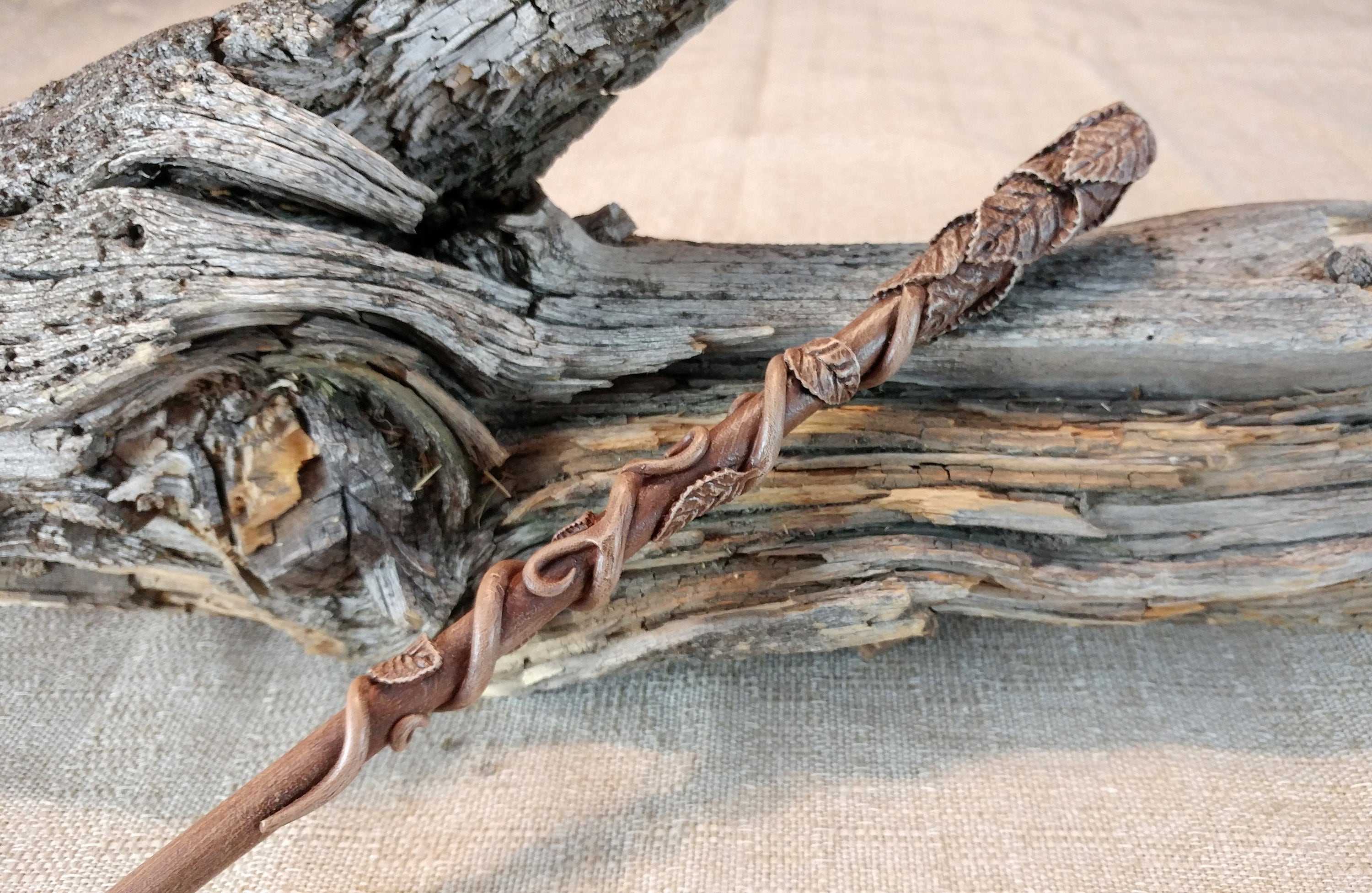 Brown Vine Leaf Wizard Wand / Wood Magic Wand / Fantasy Wand / - Etsy ...