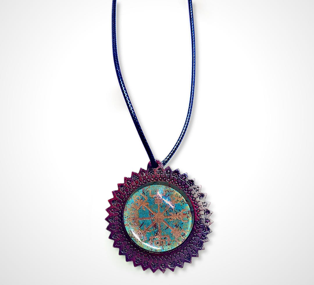 Vegvisir Wayfinder Rune Circle Pendant, Icelandic Stave Necklace ...