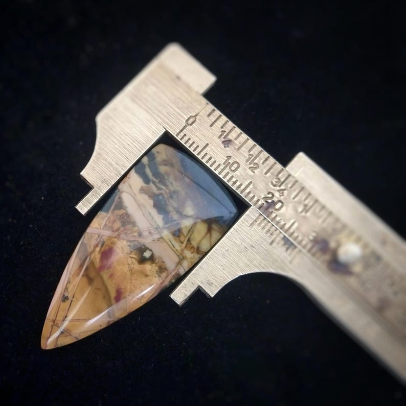 Morrisonite Jasper Cabochon, Gothic Point Triangle Shape, Semiprecious ...